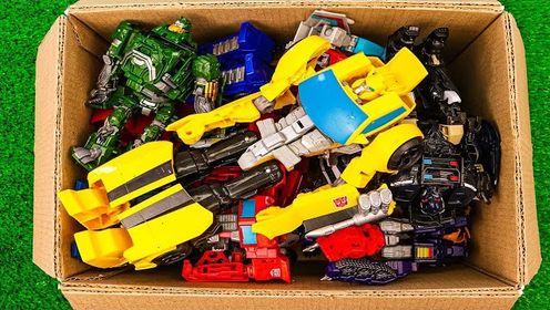 变形金刚模玩展示，将变形金刚从机器人变成汽车，你需要多长时间呢_高清1080P在线观看平台_腾讯视频