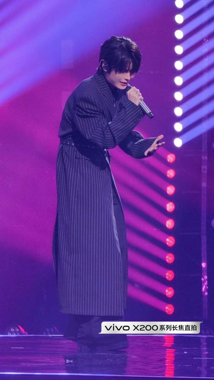 【直拍】h3R3刘清云&张鑫《来不及爱你》_高清1080P在线观看平台_腾讯视频