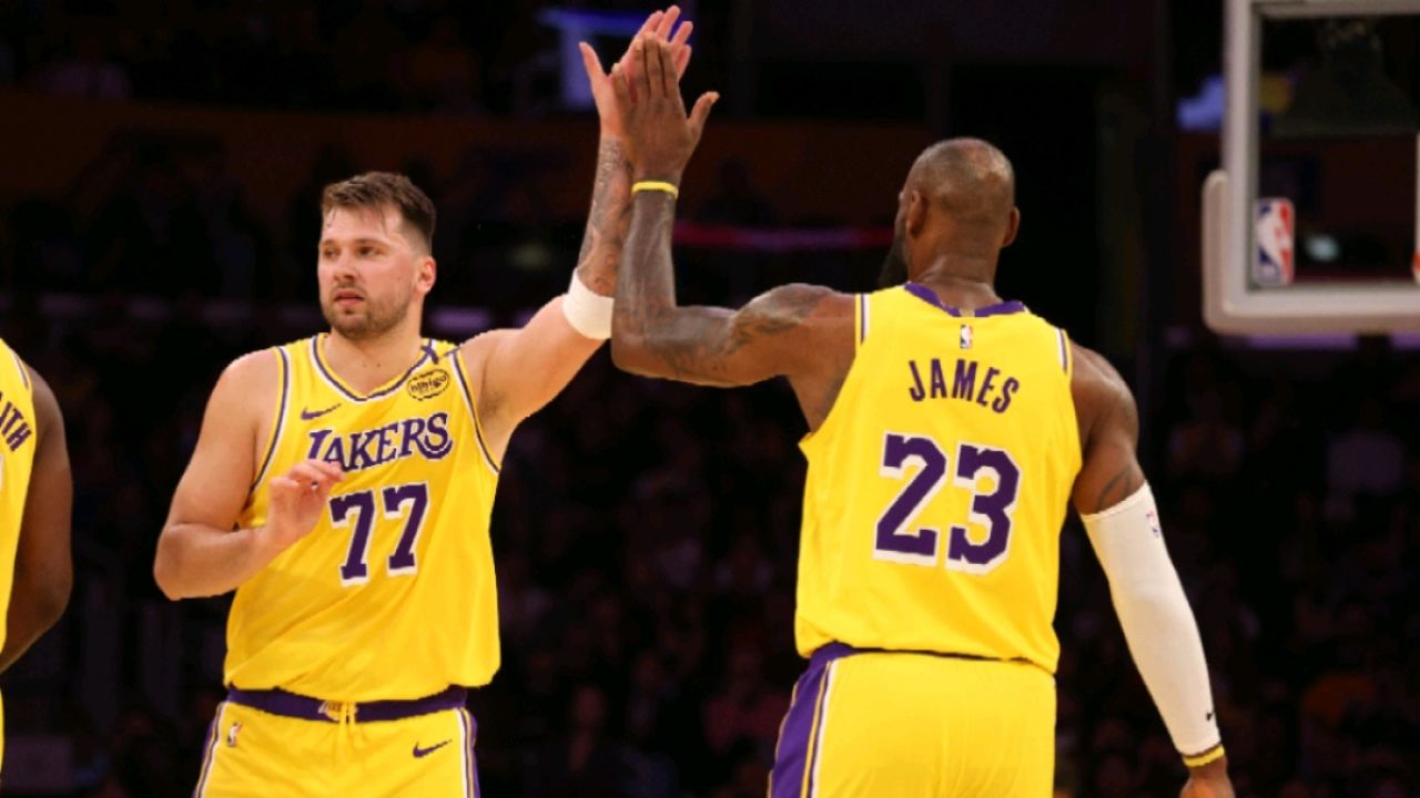 晋升为三分大队！湖人用19记三分射穿鹈鹕满分组合合飙11记_高清1080P在线观看平台_腾讯视频