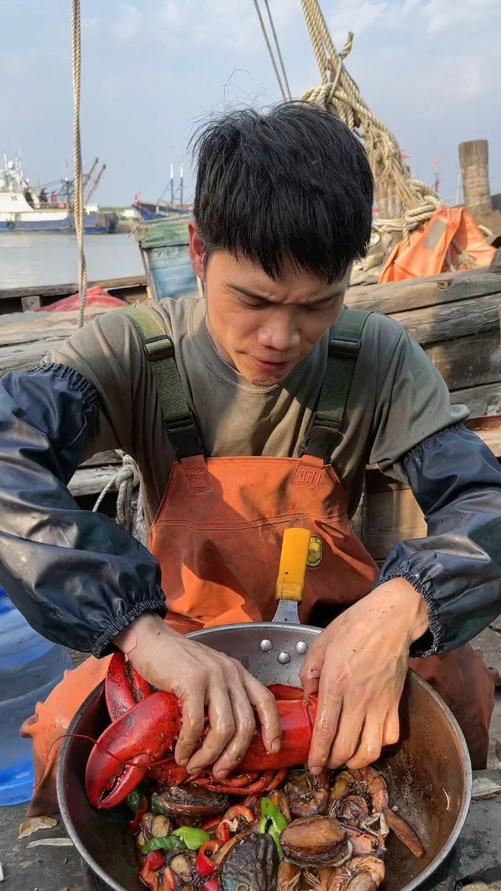 我们一起在海上、看看有什么好海鲜，来捡漏_高清1080P在线观看平台_腾讯视频