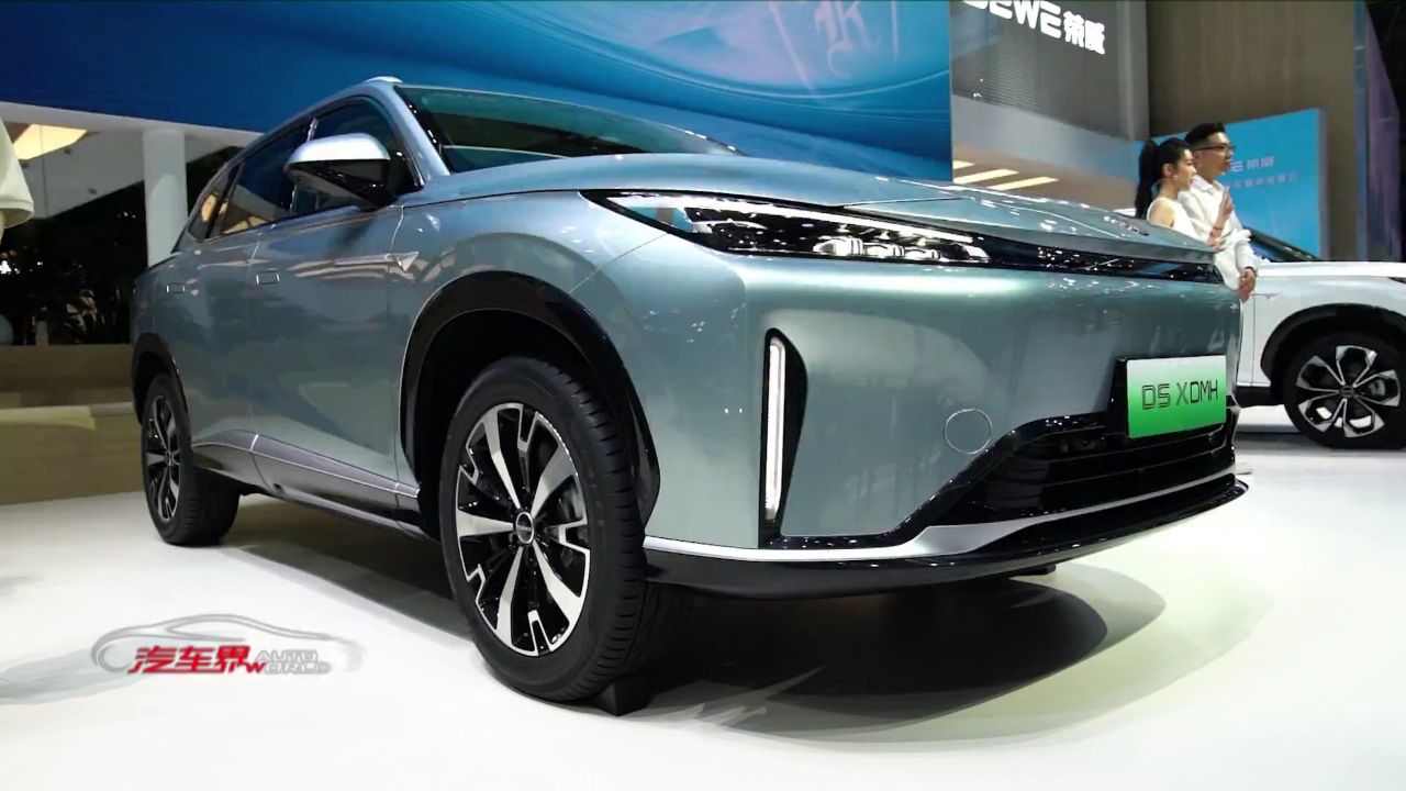 车闻天下丨“12万级最强混动SUV”荣威D5XDMH开启预售_高清1080P在线观看平台_腾讯视频