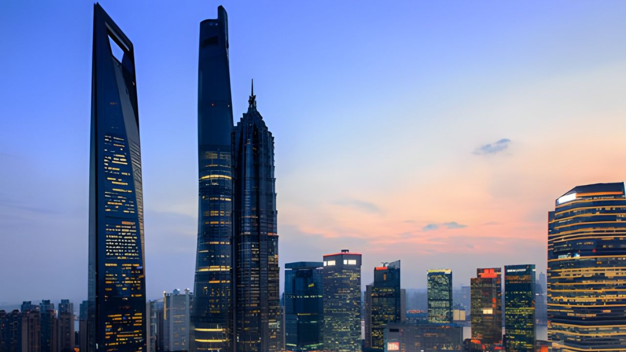 “贝碧嘉”即将登陆！上海陆家嘴三件套顶层最大风力可达15级_高清1080P在线观看平台_腾讯视频