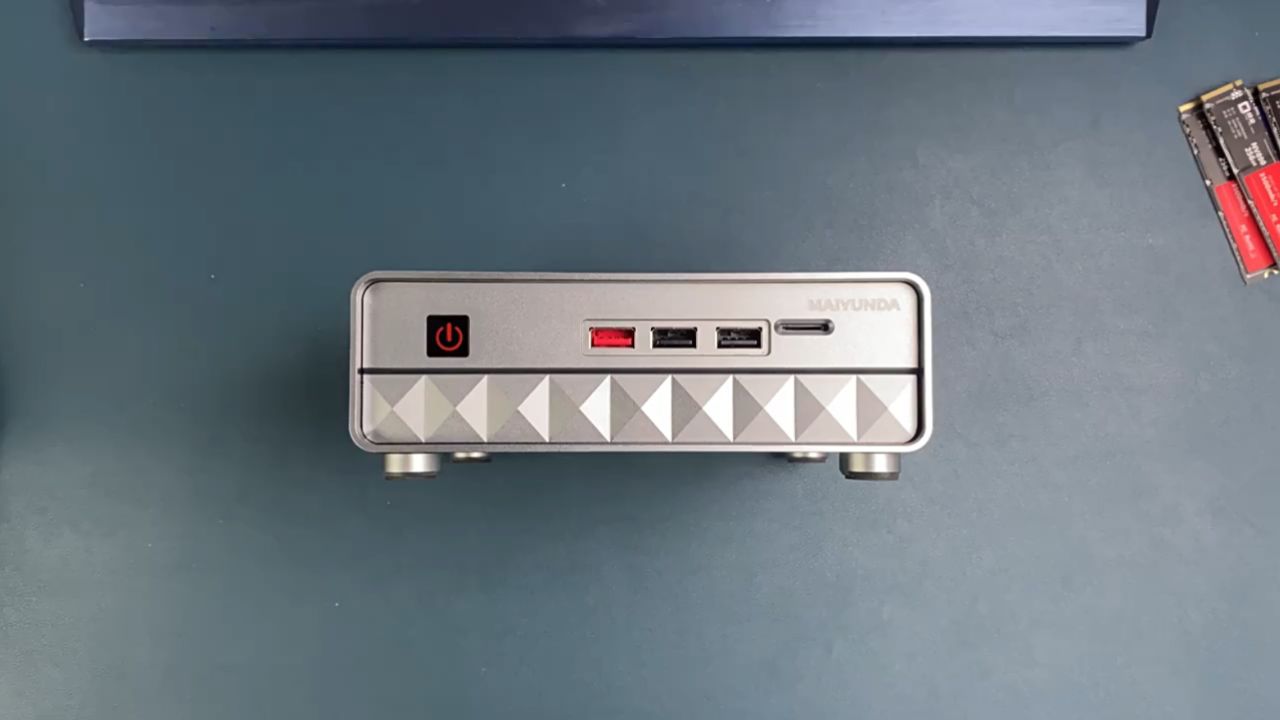 迈云达M1Mini纯固态NAS，5个M2硬盘，4个2.5G网卡_腾讯视频