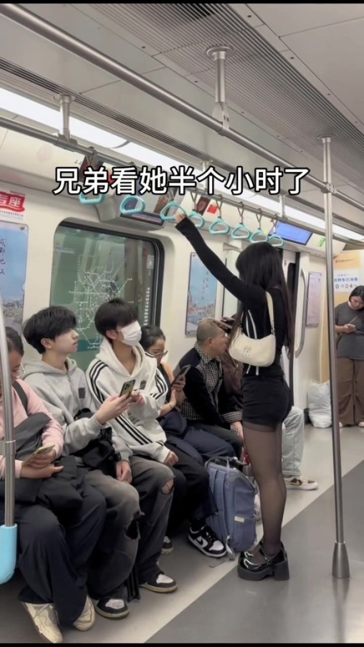 《舍己为人》#秦文玚#免我蹉跎苦#舍己为人#地铁跳舞#剧情演绎仅供娱乐_高清1080P在线观看平台_腾讯视频