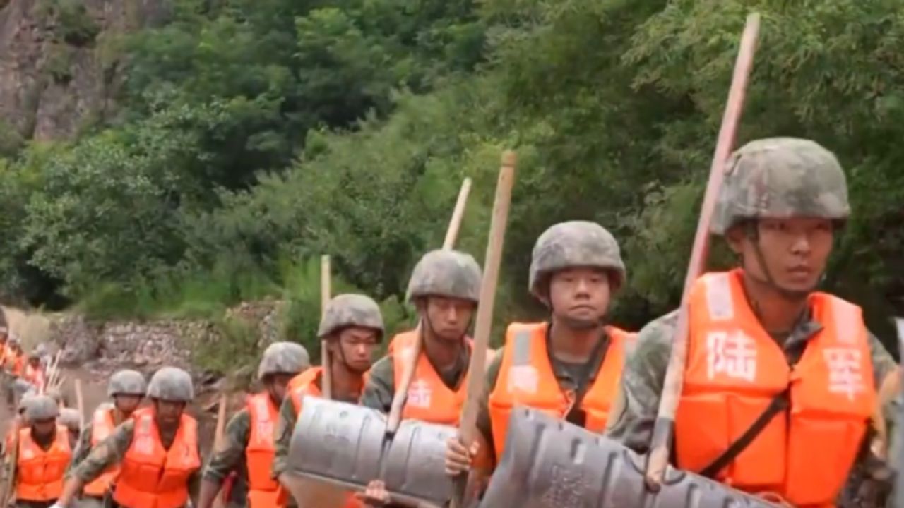 子弟兵全力投入防汛抢险救灾党员突击队冲锋在前守护人民群众生命财产安全_高清1080P在线观看平台_腾讯视频