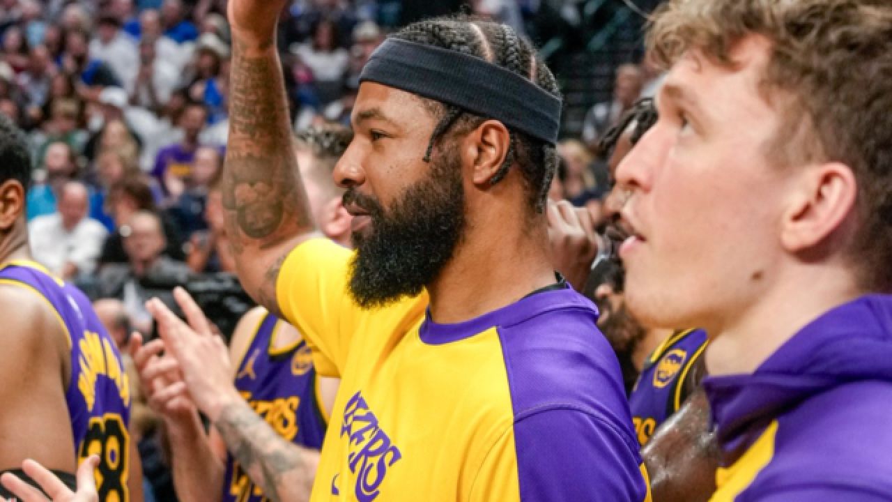 我也有？独行侠播放视频致敬大莫里斯：就差克勒贝尔了 _高清1080P在线观看平台_腾讯视频