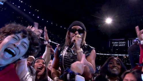 全景NFL_第58届NFL超级碗：49人22-25酋长_TURNDOWNFORWHAT！超级碗中场秀变身万人蹦迪现场_高清1080P在线观看 ...