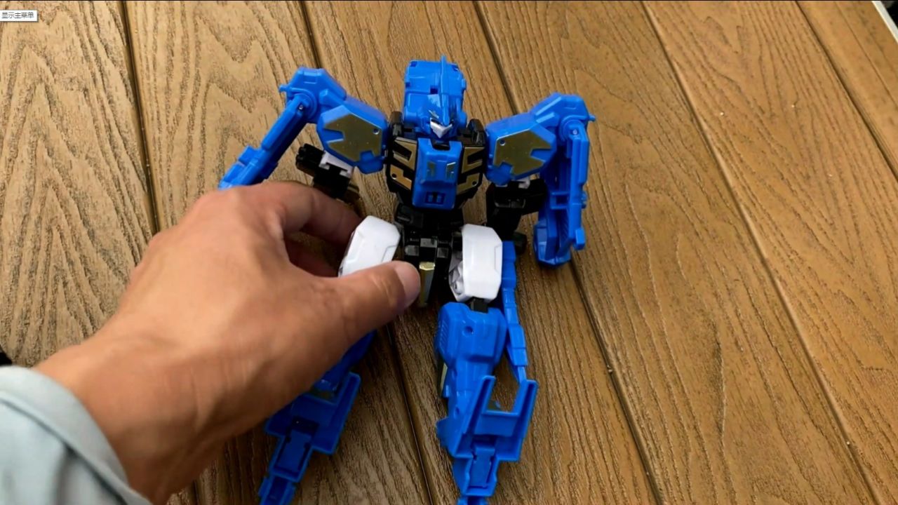 【心奇爆龙战车】游乐场发现黄金消防车捡到塔吊下的红茶_高清1080P在线观看平台_腾讯视频