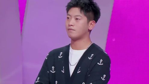 非诚勿扰_男嘉宾说几个月算长恋爱引发全场大灭灯_腾讯视频